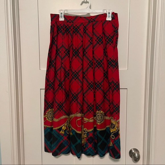 Koret | Skirts | Vintage Koret Size 2 Pleated Red And Green Plaid Midi ...